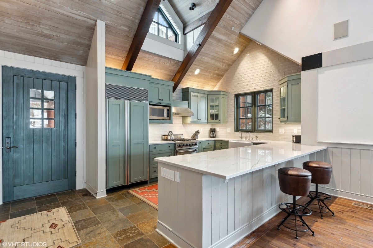 2211 Larkspur Lane – Iron Horse Golf Club
